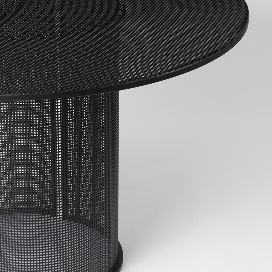 Bauhaus Dining Table | Black | Modern Dining | Tables | Circular – NORMODE